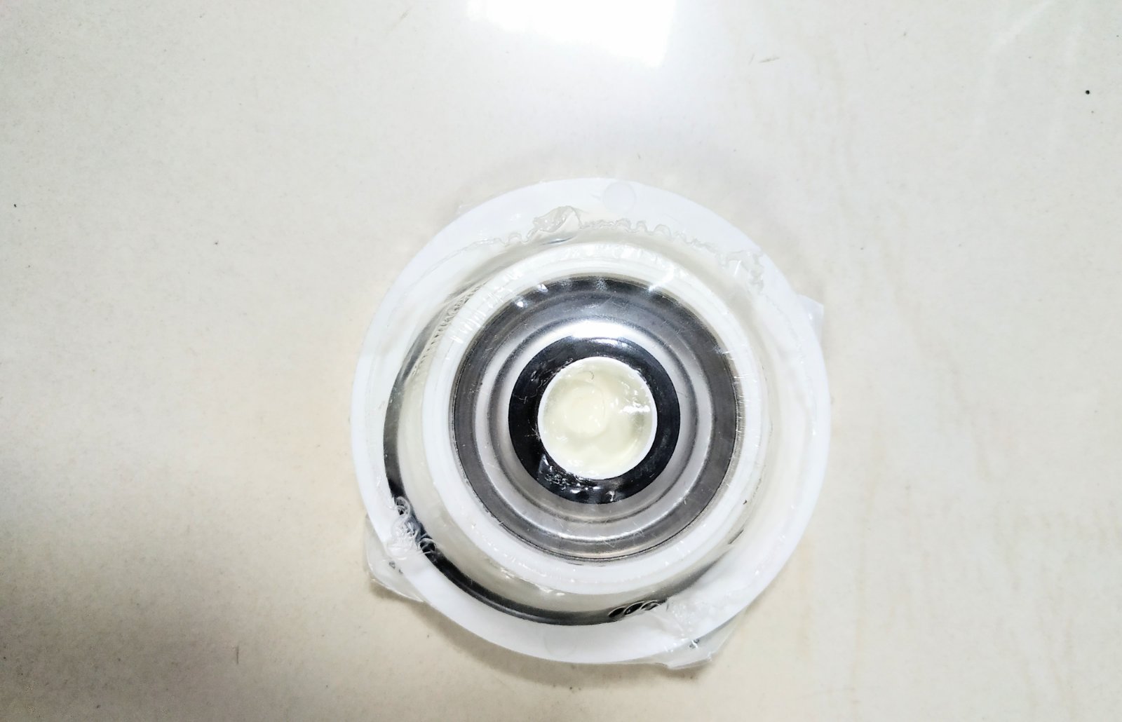 Суппорт барабана ELECTROLUX 4071430971 (резьба против часовой стрелки ...